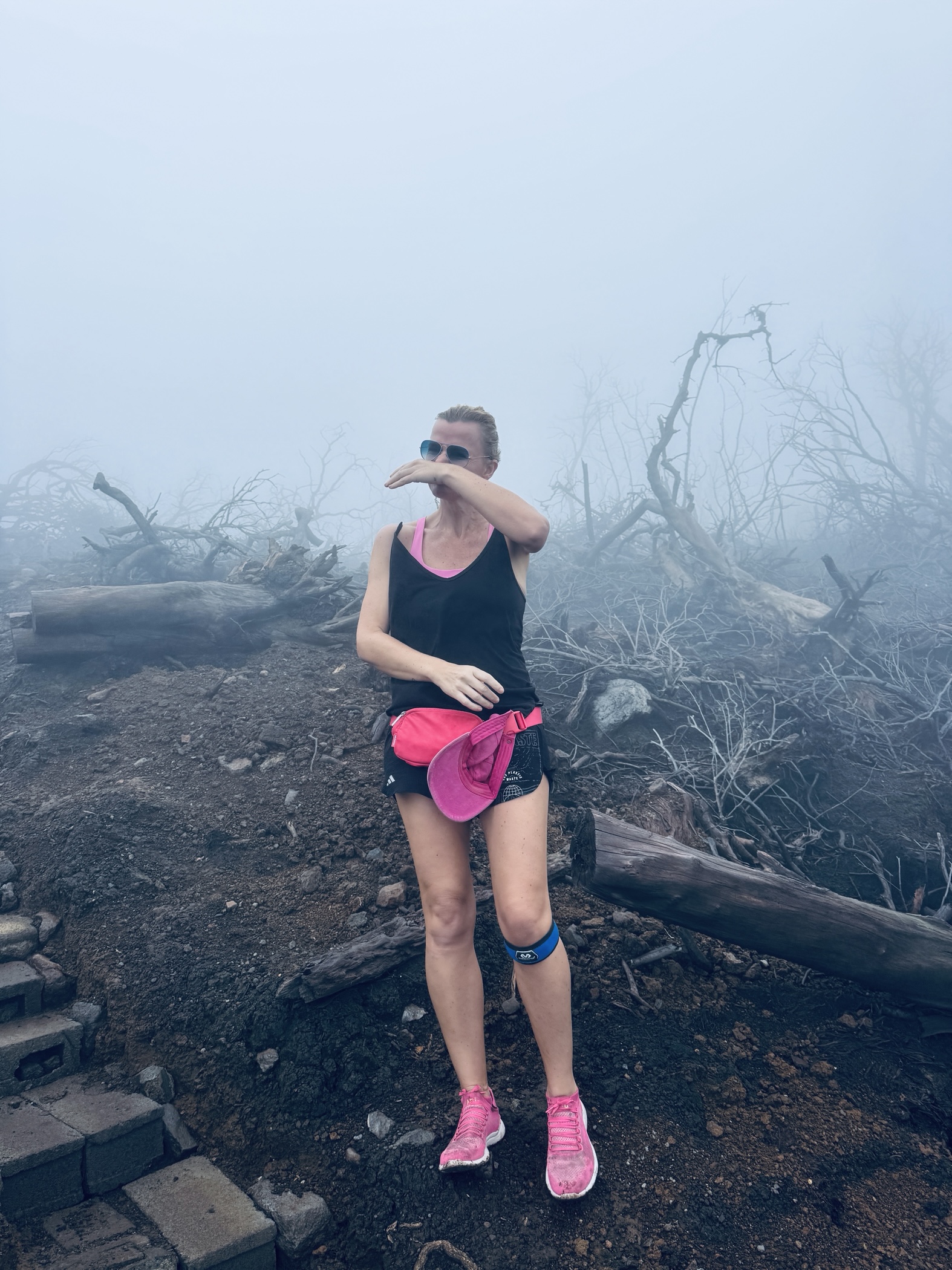 Hiking the Mombacho Volcano - the best 2 hour crater trail - w ...